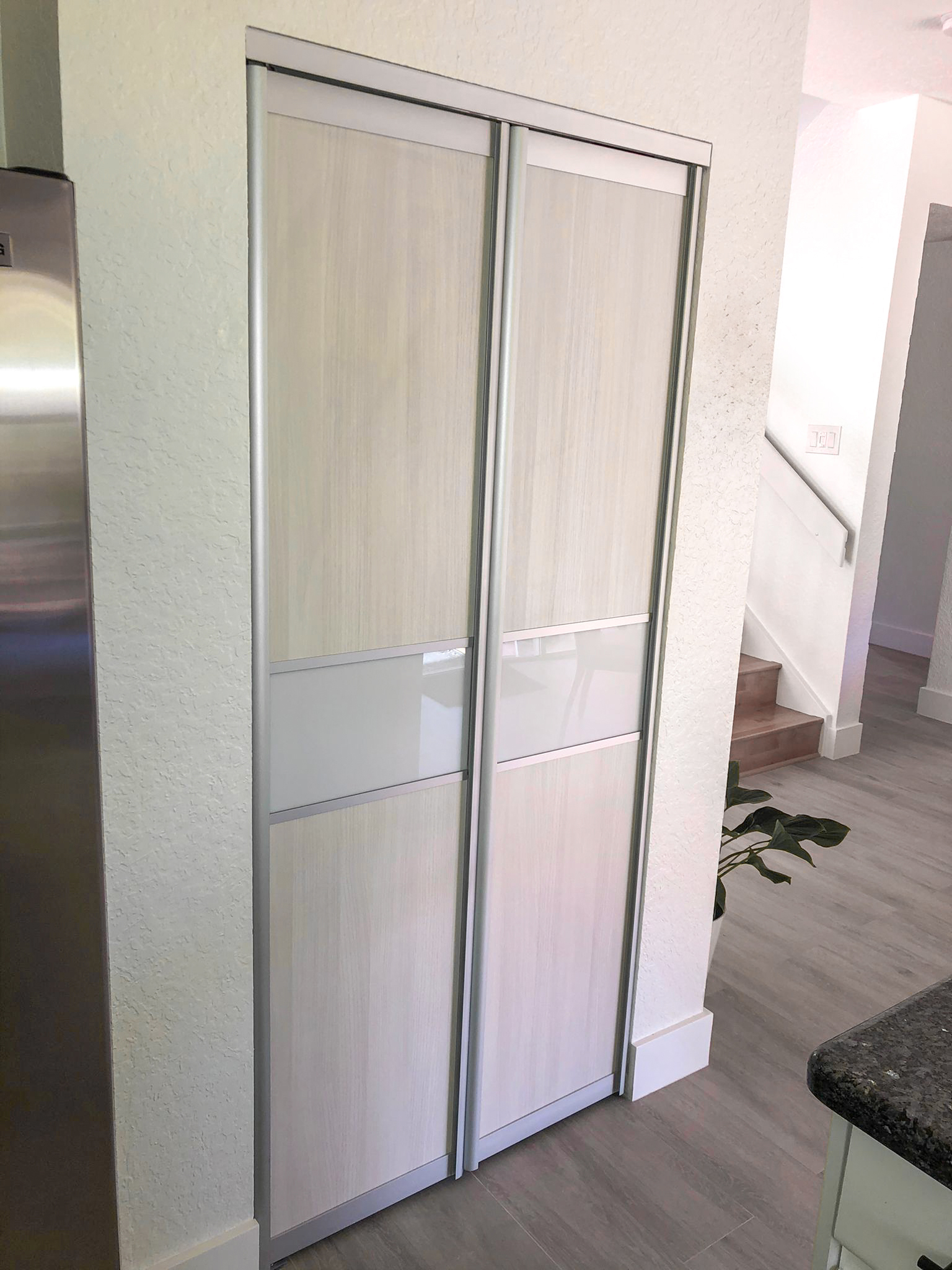 Bifold Doors Modern Folding Doors Multi Folding Doors Decoclosets